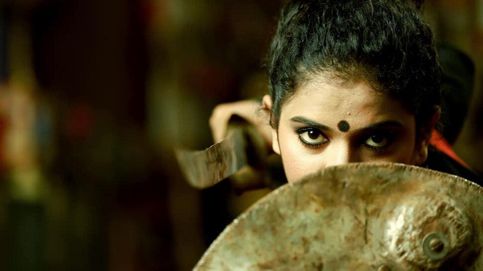 Stephy Leon Gallery | ഇതാര് ഉണ്ണിയാര്‍ച്ചയോ? കളരിപയറ്റ് പരിശീലിച്ച് Stephy Leon | News in Malayalam