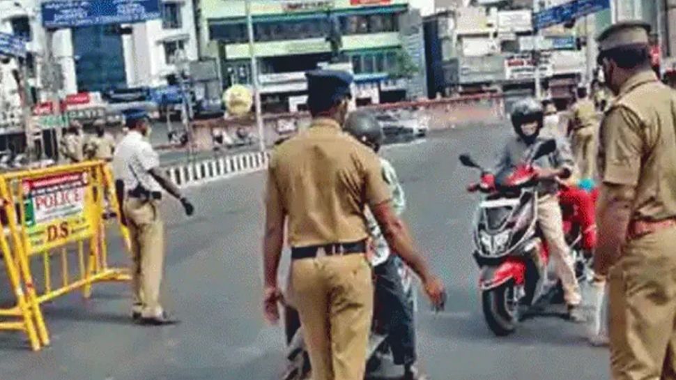 Kerala covid new guidelines ips officers will handle each district ...