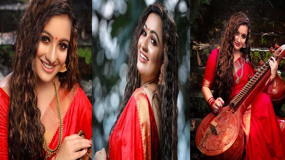Manve Surendran stunning photos in red saree l ഇതാരാ.. കാവിലെ ഭഗവതിയോ ...