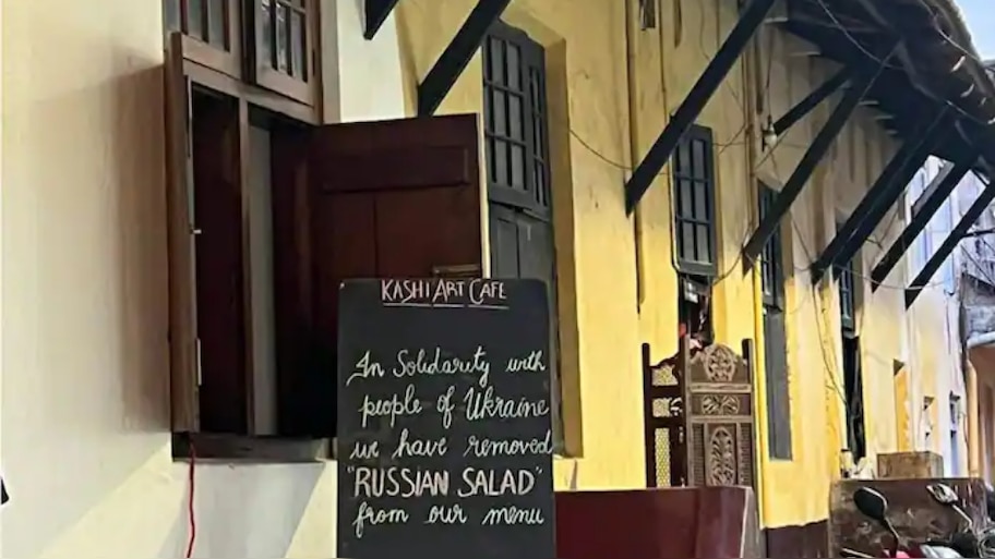 Viral News Solidarity For Ukraine Cafe in Kerala removed Russian Salad ...