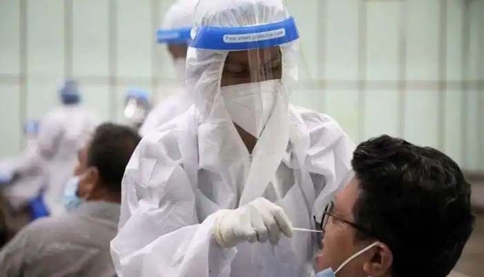 Covid 4th Wave threat India Witnesses 45% Jump in Corona Cases reason ...