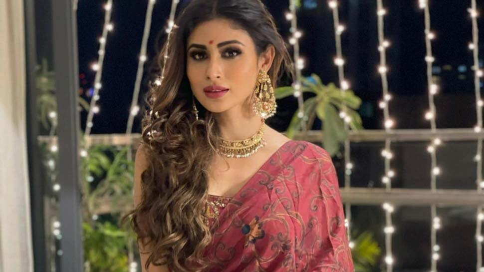 Mouni Roy goes topless for the first time after marriage Mouni Roy ... Mouni Roy goes topless for the first time after marriage Mouni Roy ...