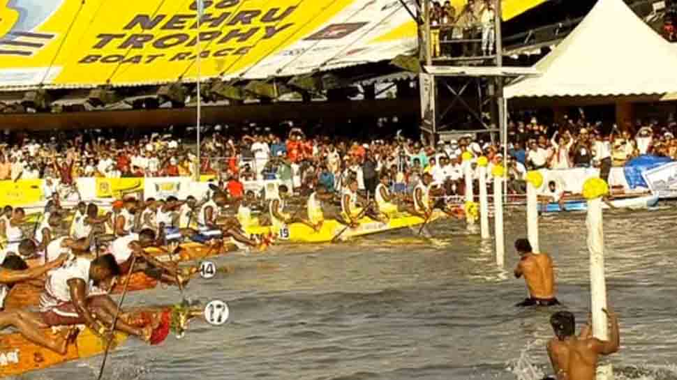 Nehru Trophy Boat Race 2022 Mahadevikadu Kaattil Thekkethil Chundan ...