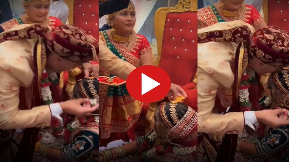 Viral video bride groom video trending video groom kissed bride infront ...