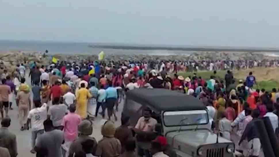 Vizhinjam strike: Circular against vizhinjam port project will be read ...