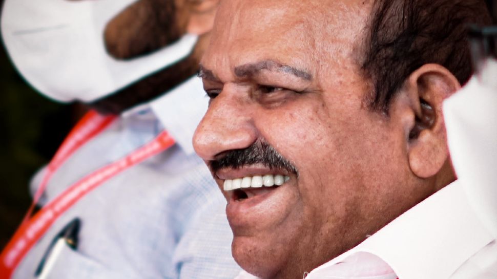 Kodiyeri Balakrishnan The Only Smiling Face After Nayanar Entire Life ...
