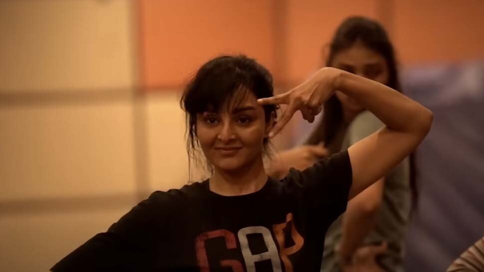 Ayisha Movie song kannilu kannilu out now movie to hit theaters worldwide on october 21 | Ayisha ...