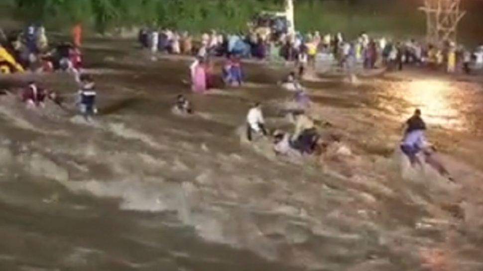 Seven Dead Several Feared Missing as Flash Flood Hits Jalpaiguris Malbazar During Idol Immersion ...