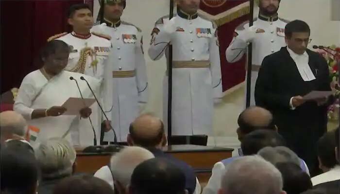Justice DY Chandrachud formally takes oath as 50th CJI of India | CJI ...