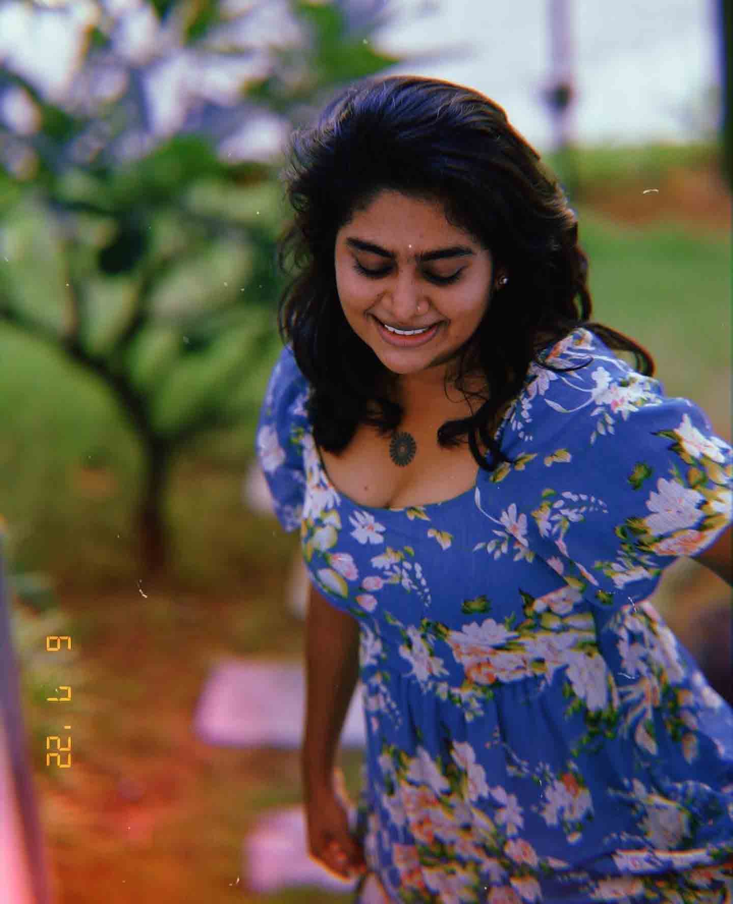 Actress Nimisha Sajayan Shares New Hot Pictures Is Social Media Actress Nimisha Sajayan Shares New Hot Pictures Is Social Media
