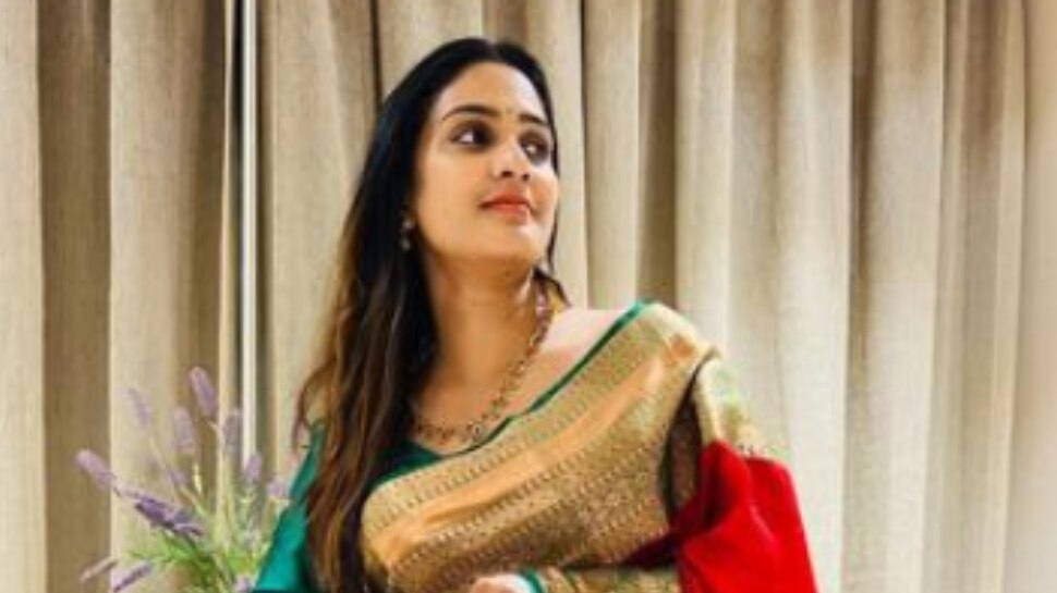 Aditi Ravi looking stylish in saree photos went viral|Aditi Ravi ...