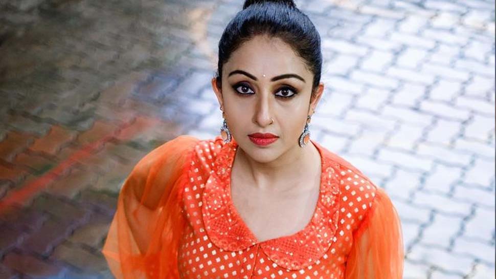 Nitya Das looking bold and beautiful in new makeover for the photoshoot ...