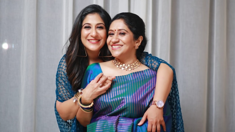 Sujatha Singer Saree