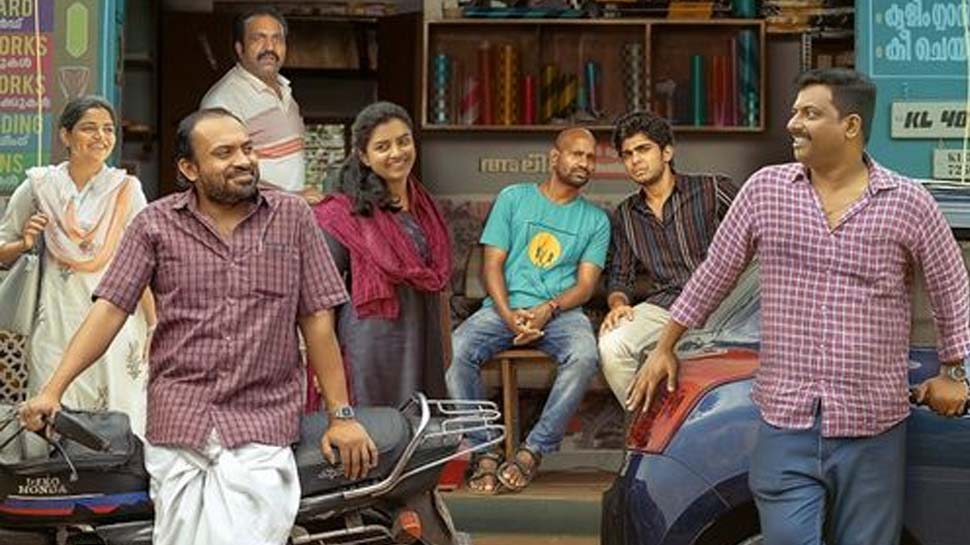 Ayalvaashi Movie first look poster outnow soubin shahir movie to hit ...