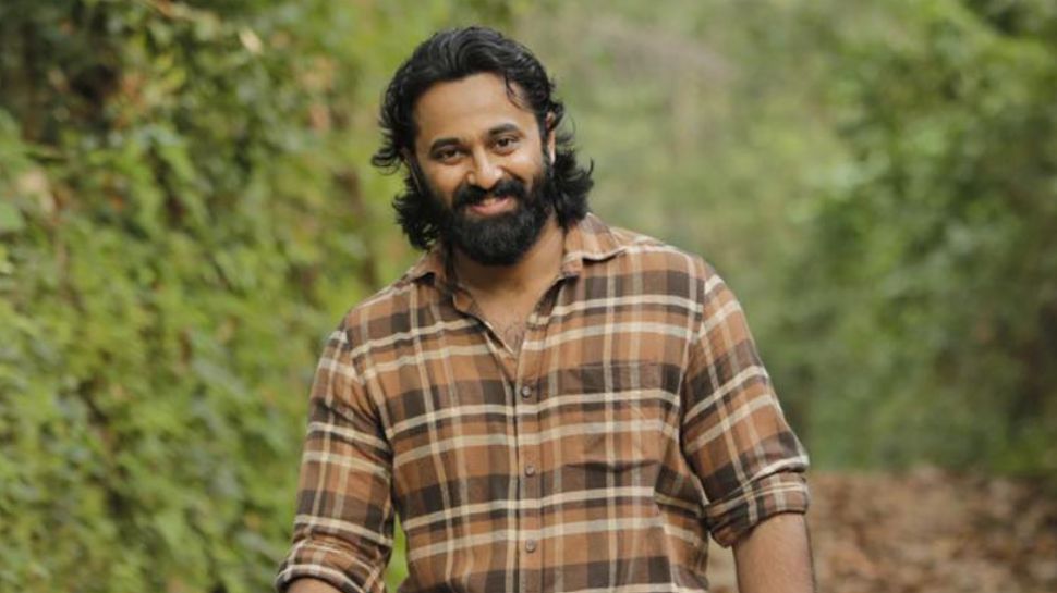 Malikappuram Actor Unni Mukundan Secret Agent Phone Call Controversy ...