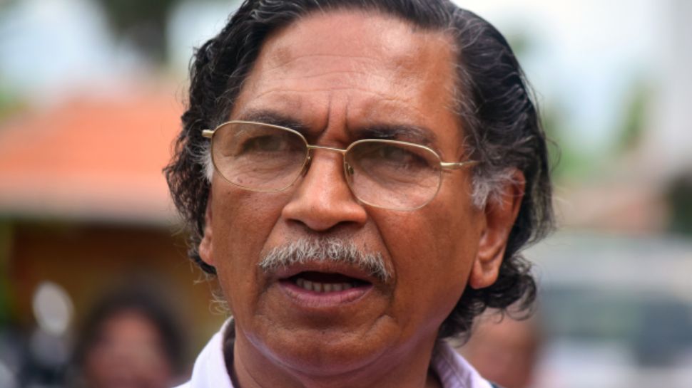 Poet V Madhusoodanan Nair got Jnanappana Award 2023 by Guruvayur ...