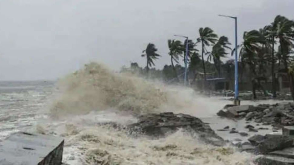 Chances to high waves in Kerala coastal areas alert issued for ...