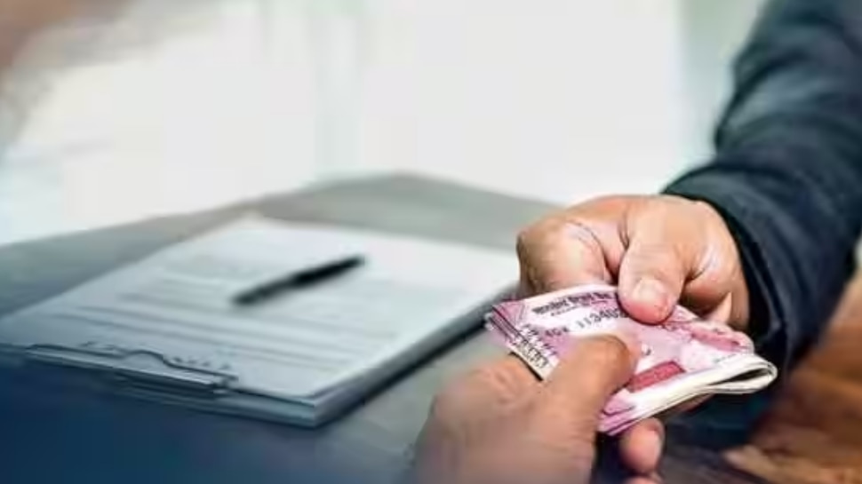 Bribery Case Updates Vigilance officers arrested two officers in ...