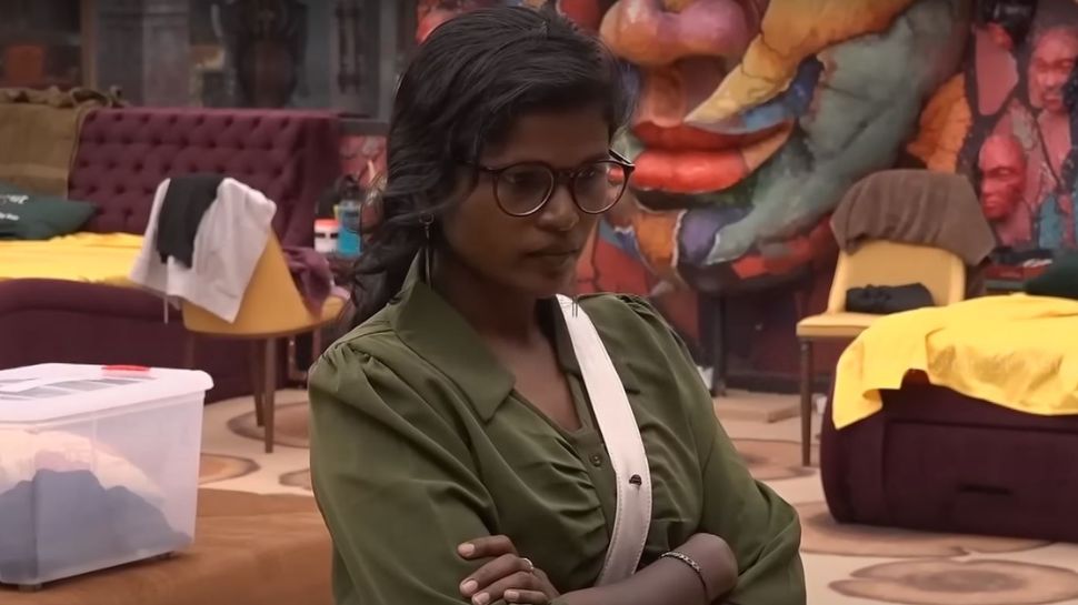 Bigg Boss Malayalam Season 5 Gopika Reveals her Tragic Life events and family issues to Sagar ...