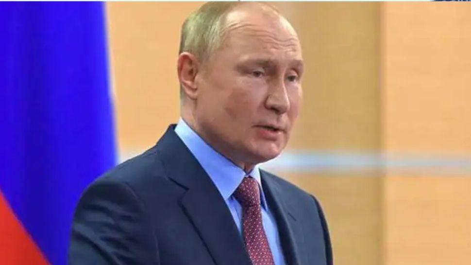 Vladimir Putin suffers form blurred vision and numb tongue says report ...