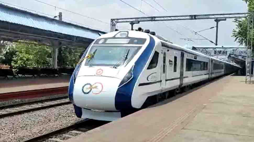 Vande Bharat Express Kerala Timings, Ticket Rate, Booking, Stops ...