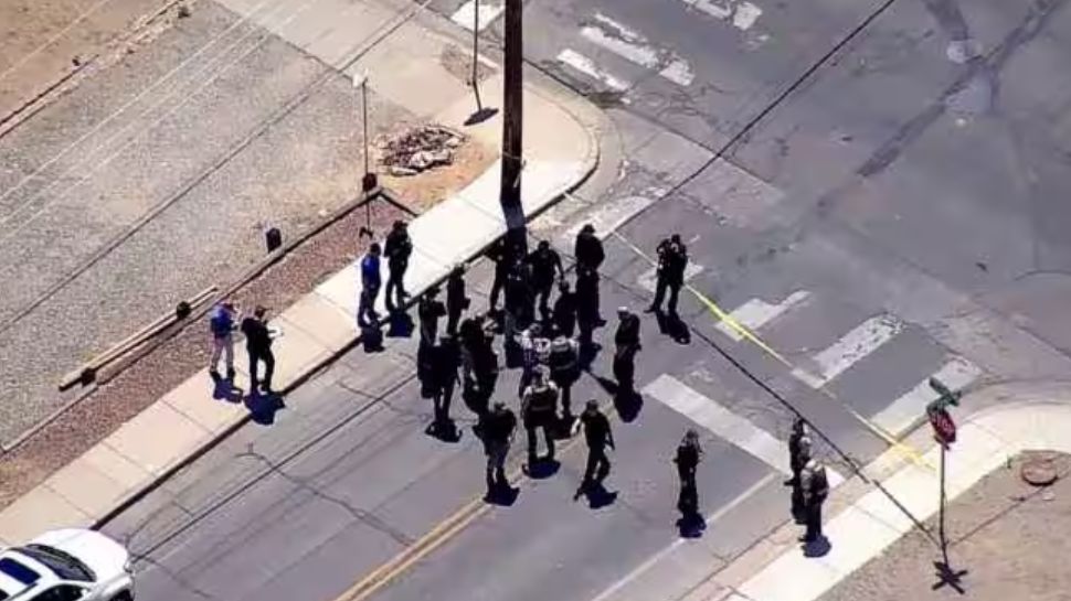 New Mexico Shooting 3 Dead 2 Police Officers Injured In New Mexico ...