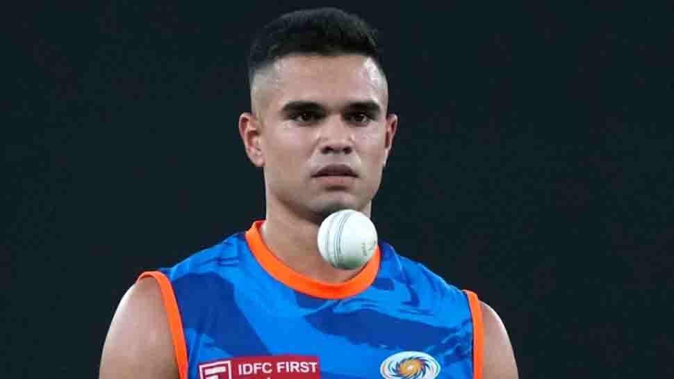 IPL 2023 Mumbai Indians Star Arjun Tendulkar gets Bitten By Dog Ahead ...
