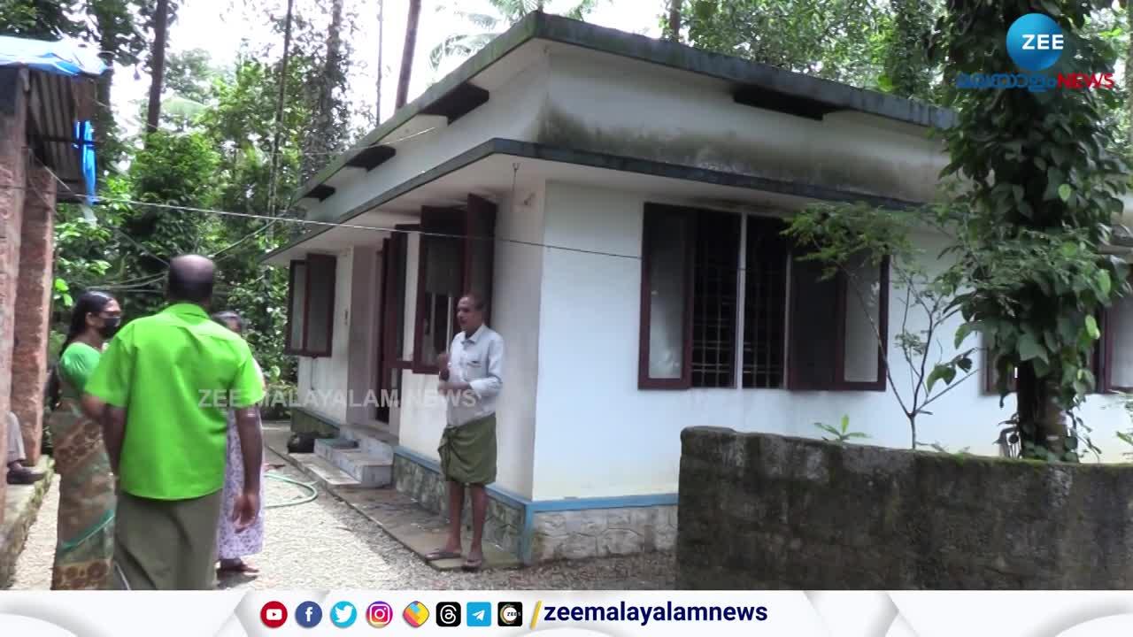 കോതമംഗലം പോത്താനിക്കാടാണ് പെൺകുട്ടിയെ ശല്യം ചെയ്തതിന് ചോദ്യം ചെയ്ത ...