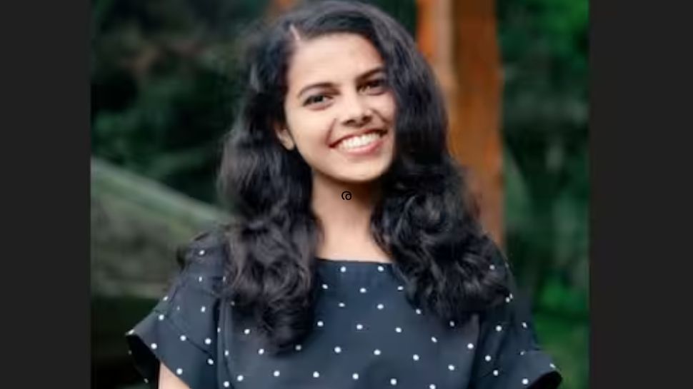 24 year old woman from wayanad died in accident in gundlupet l ഗുണ്ട ...