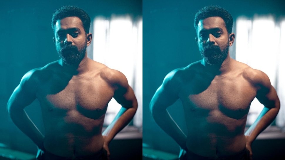 Asif Ali in new look: 'Tiki Taka' shooting is in progress | പുത്തൻ ലുക്കിൽ ഞെട്ടിച്ച് ആസിഫ് അലി ...