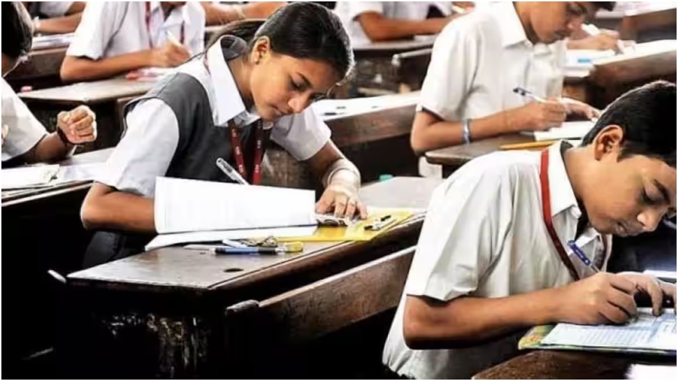 4,27,105 students will attend the SSLC examination 2024 in Kerala ...