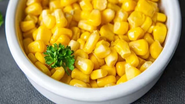 how to boil corn in malayalam
