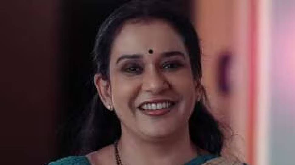 Actress Mala Parvathy files complaint alleging that offensive videos ...