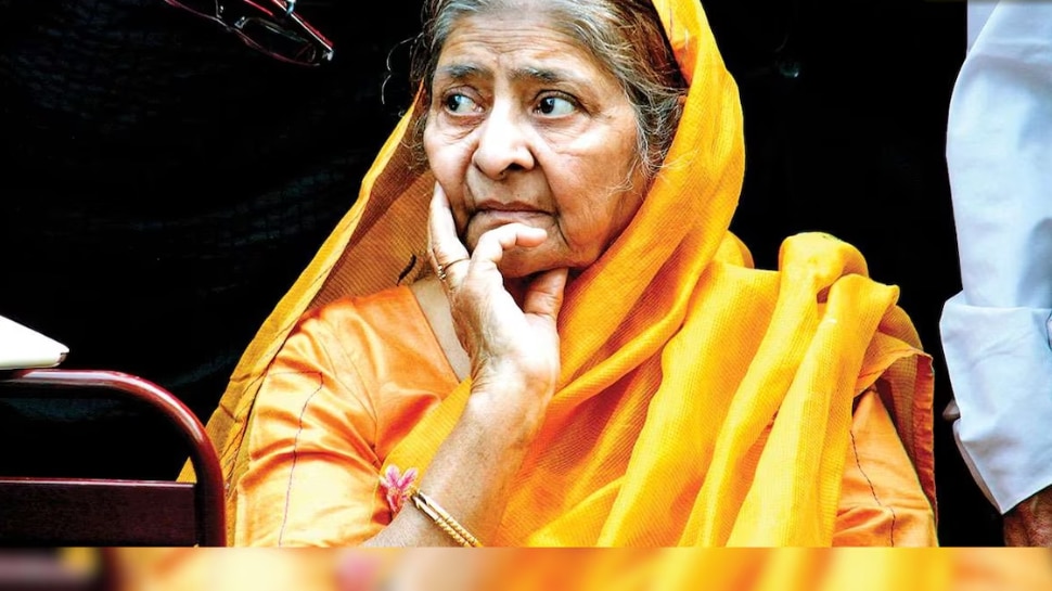 Zakia Jafri Death Gujarat riots survivor and legal crusader Zakia Jafri dies at 86|സാക്കിയ ജഫ്രി ...