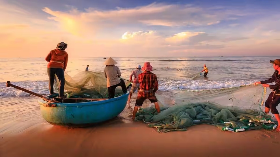 Kerala Trawling Ban Started From Today Midnight Know about All ...
