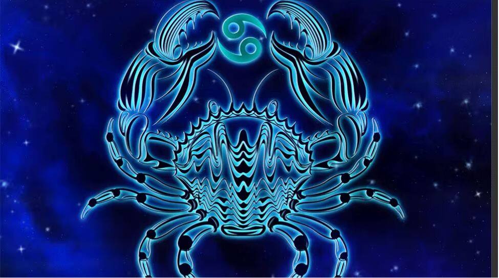 Auspicious Powerful Trigrahi Yoga 2025-these zodiac signs will get ...