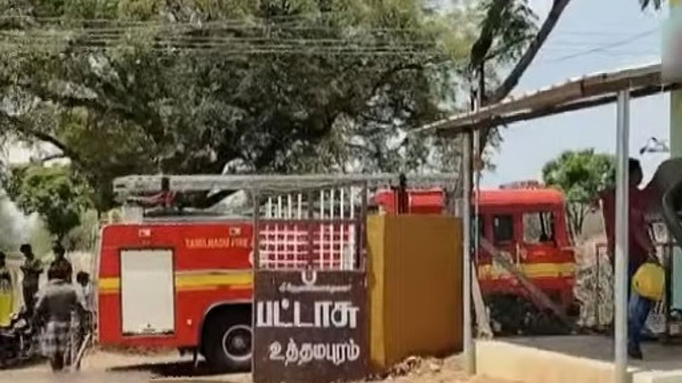 Massive Fire breaks out at firecracker factory in Kambam; 2 died ...