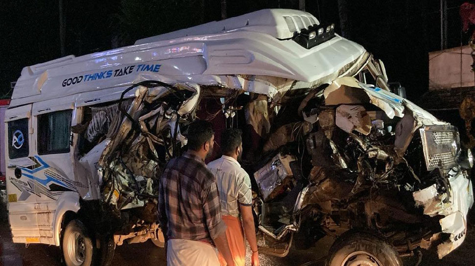 Road crash in wee hours killed two; 13 injured in which five in ...