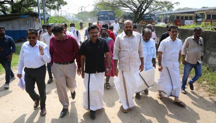 minister p rajeev says that vyttila hub model new bus stand terminal at ...